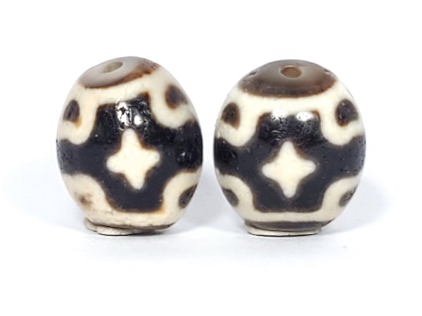 Pair of Ancient Round Six Eye Lotus & Cross Motif Dzi Bead - Very Old ...
