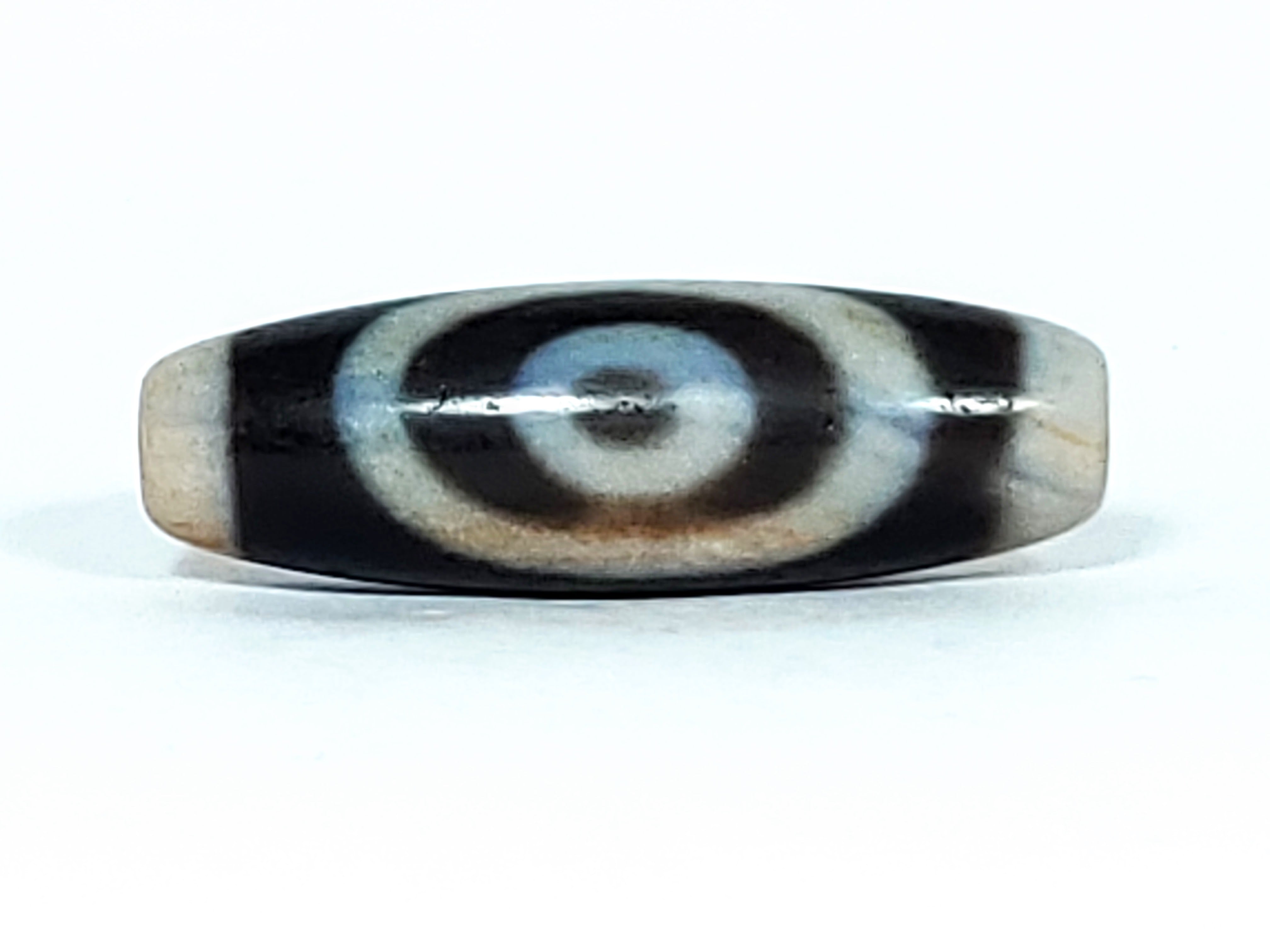 Antique Eye In Eye with One Eye & Mountain Motif Dzi Bead with Bloodsp ...